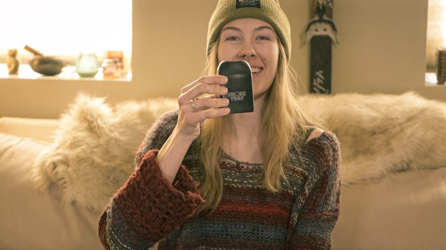 Smoke Trap 2.0 - Indoor Personal Smoke Filter & Air Filter (Sploof ...